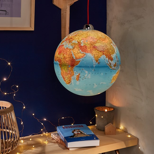 Globe lumineux suspendu | Nature & Découvertes