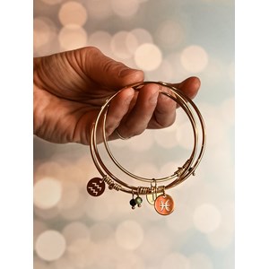 Bracelet doré signe astrologique capricorne